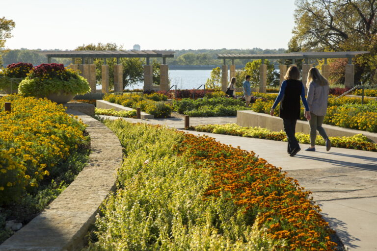 Checklist to Keep Building Grounds Safe | Facility Management